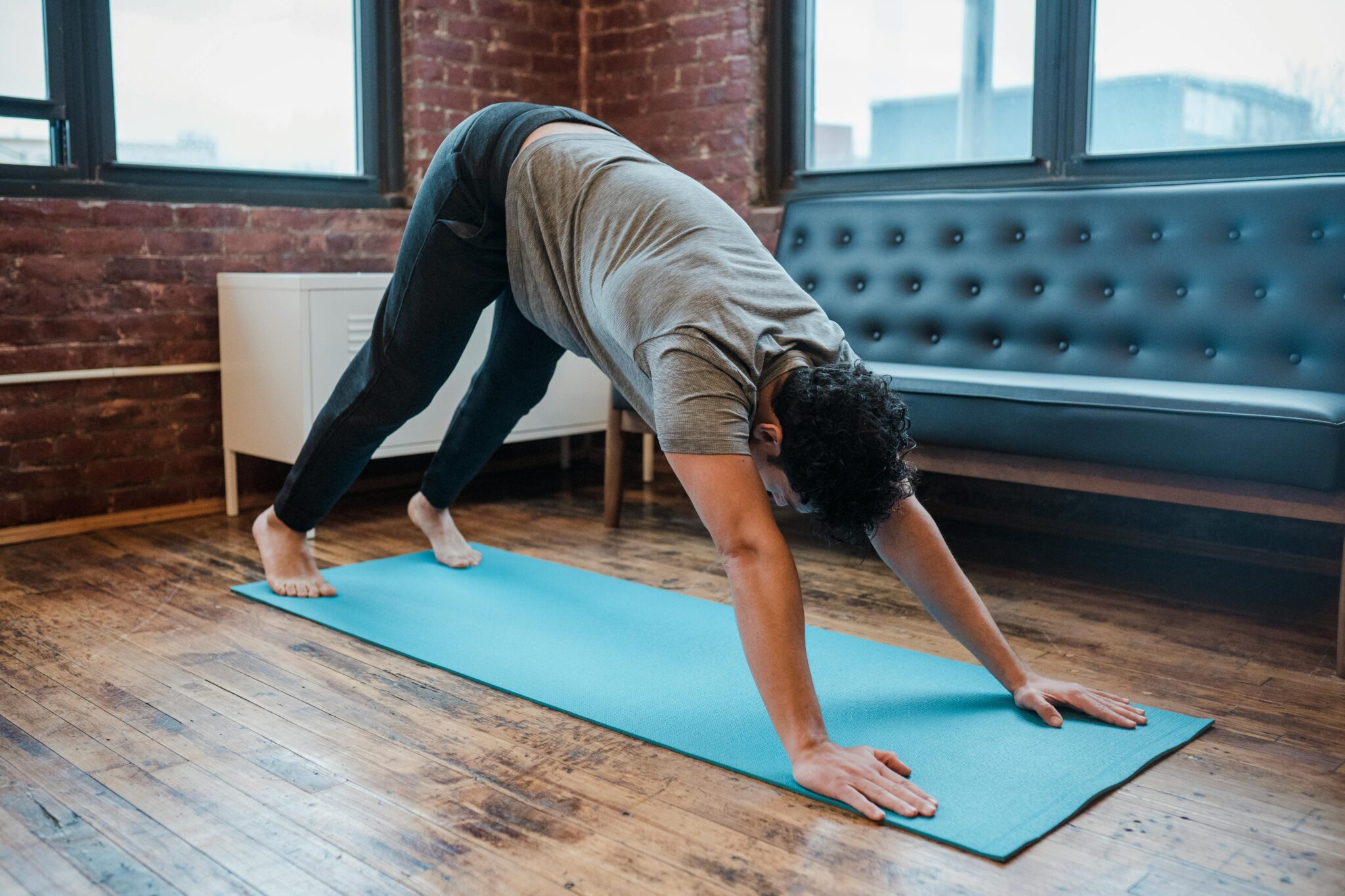10 Effective Home Workouts for Beginners (No Equipment Needed)